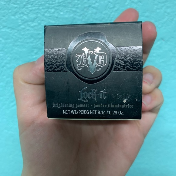 Kat Von D | Makeup | New Kvd Lock It Setting Powder Golden | Poshmark